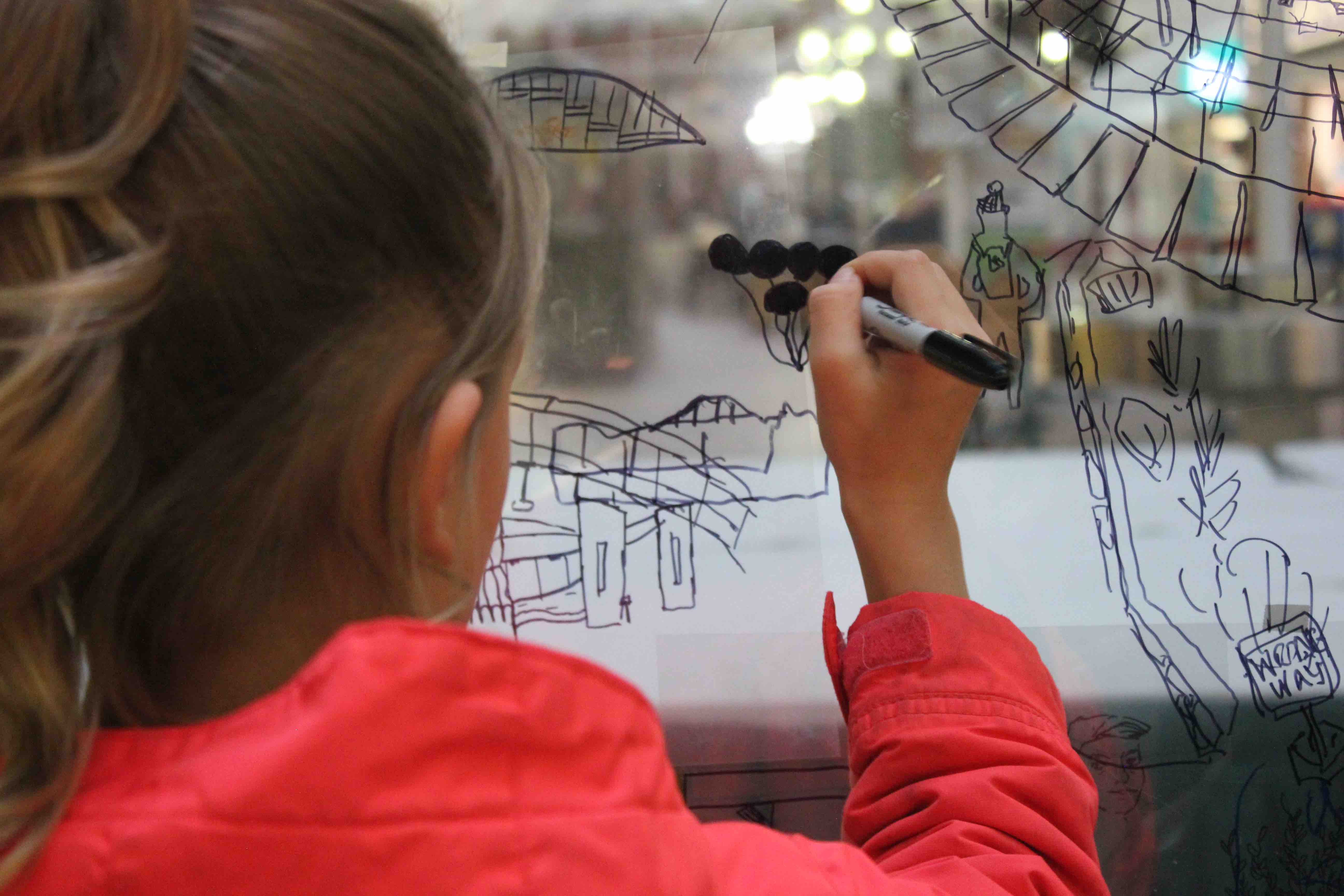 Drawing on Windows | Isabel Porto